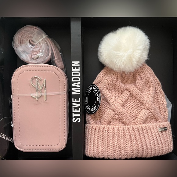 Steve Madden | Bags | Nwt Steve Madden Wallet Crossbody Faux Winter Hat ...